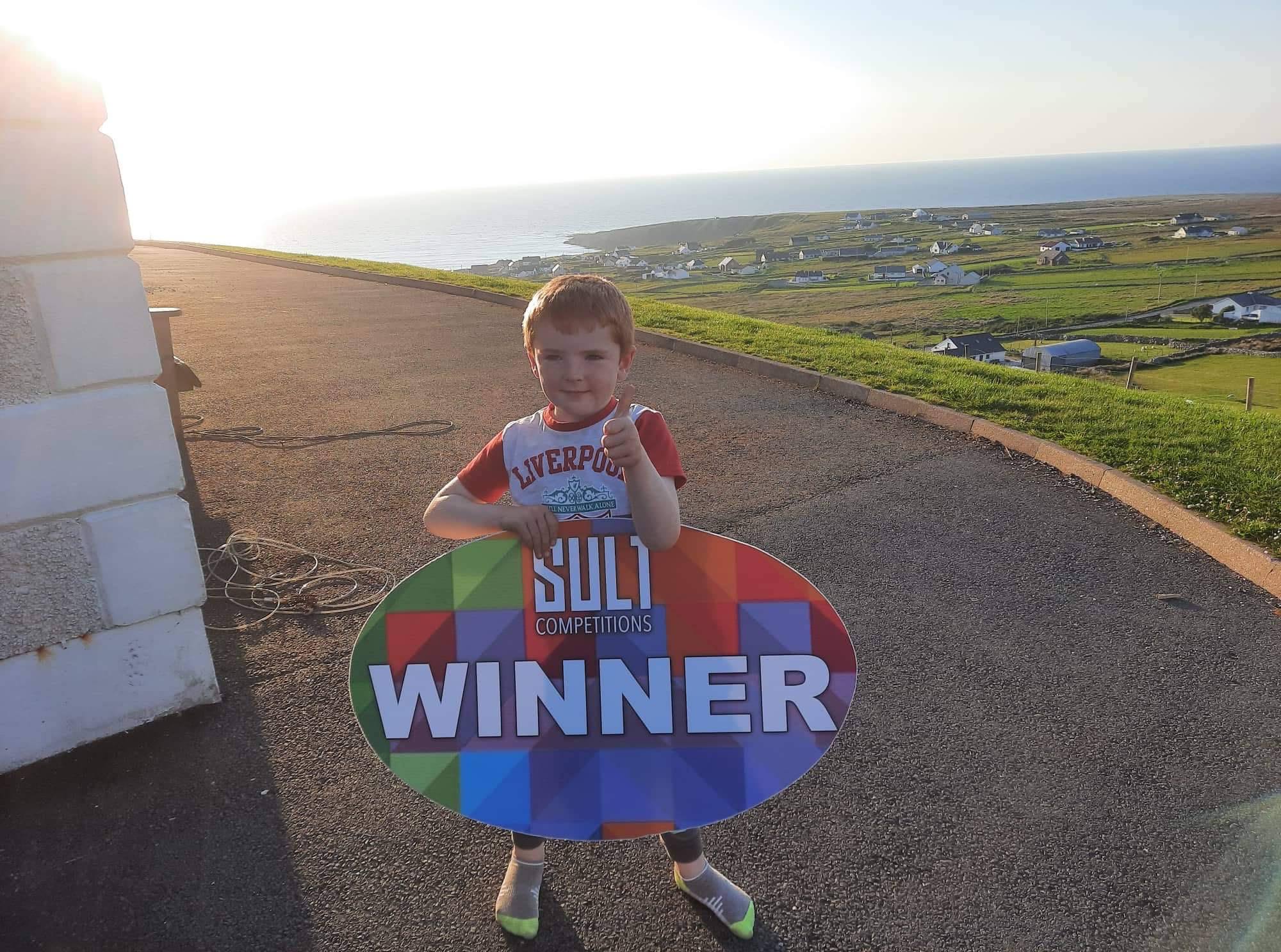 Paul McFadden Wins Ninja Dual Zone Air Fryer - Collected by Young Brian ...